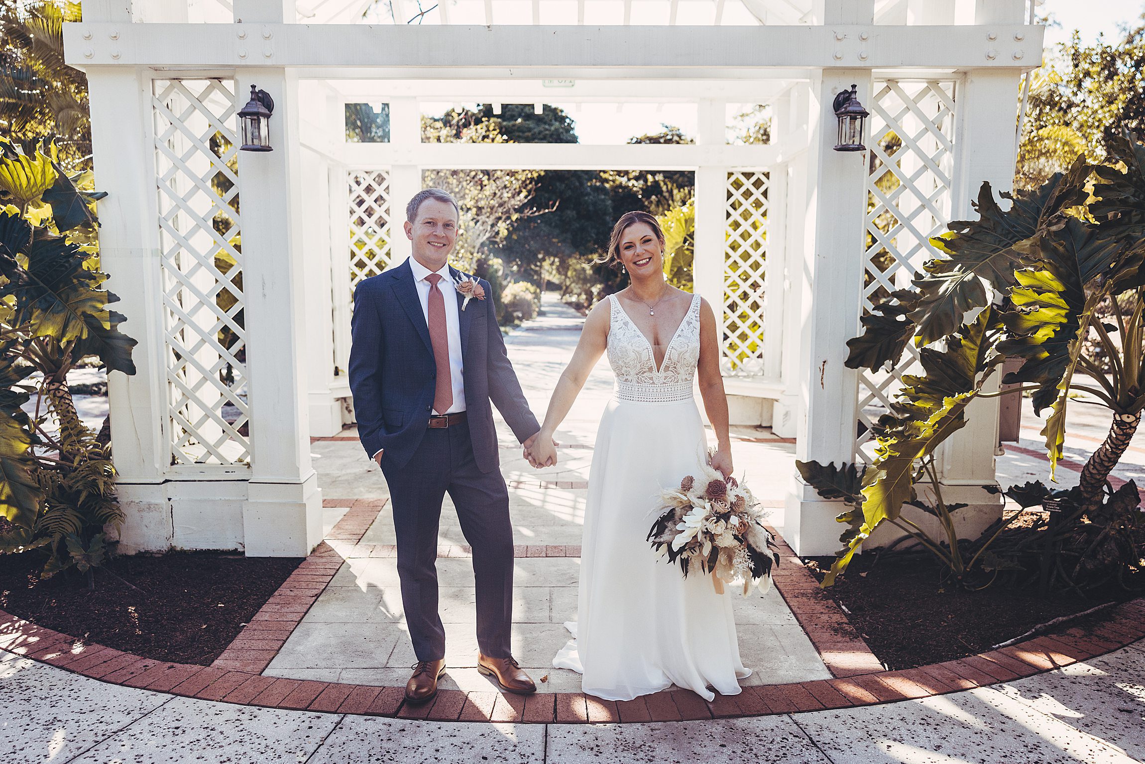 Orlando Courthouse and Leu Gardens Winter Wedding - Orlando Micro ...