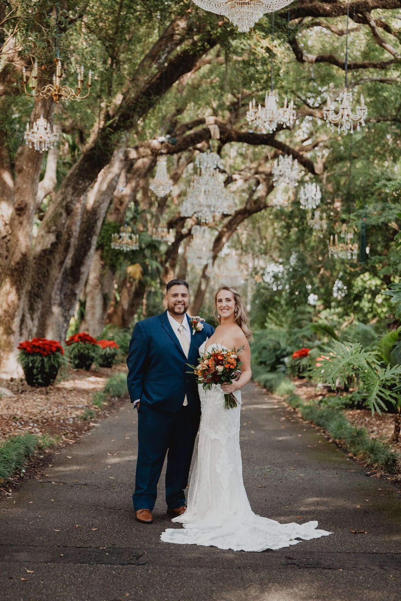Winter Holidays Family Focused Elopement at Leu Gardens - Orlando Micro ...